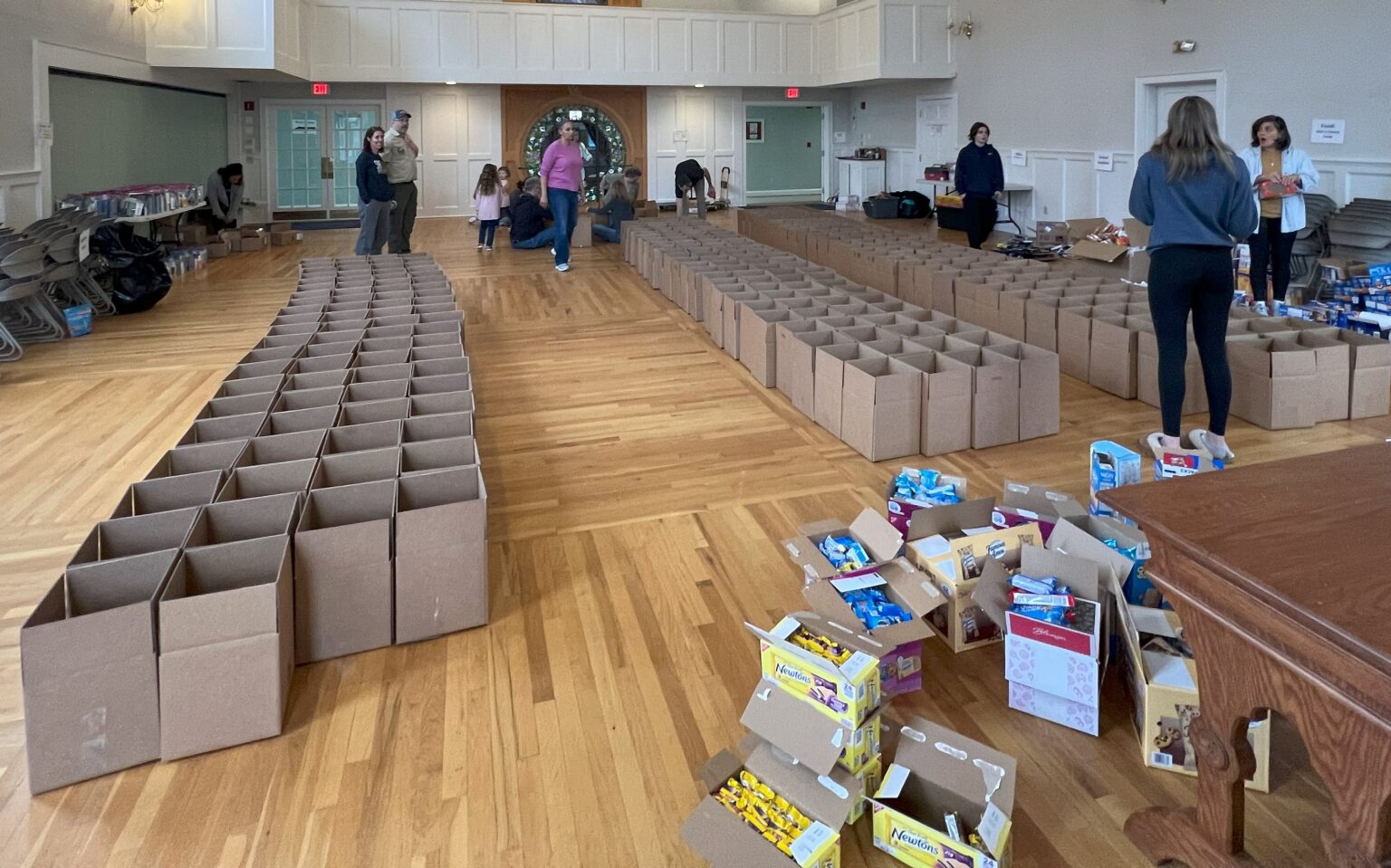 Fall Care Packages: Help needed / Sign up a youth | Rise Above Foundation